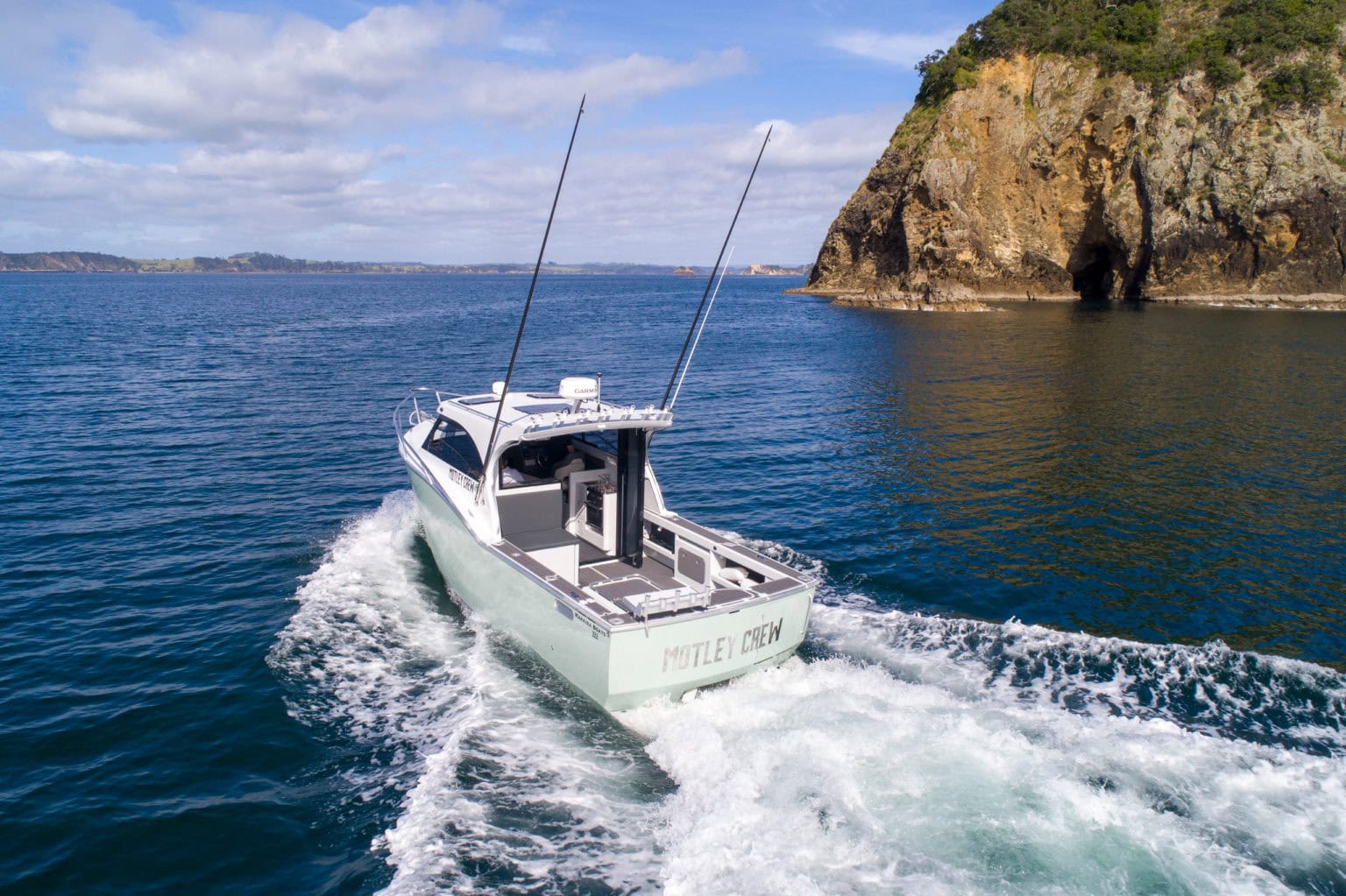 Gen3 950 Outboard - Makaira Boats