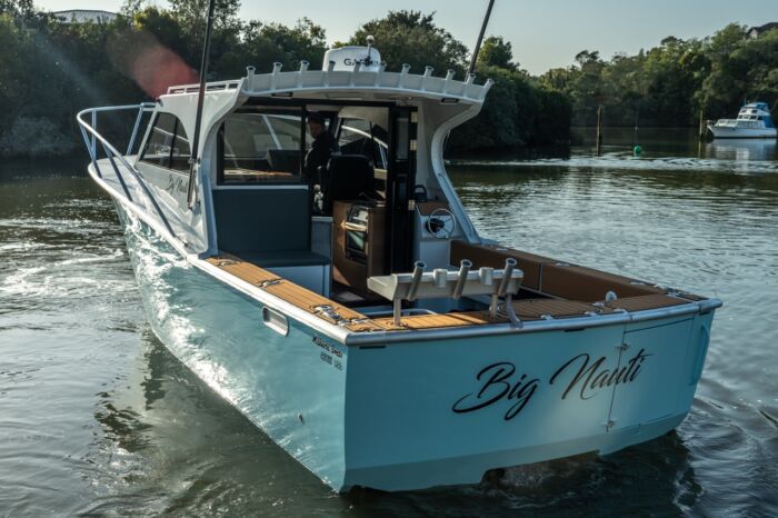 Gen3 31 Outboard - Makaira Boats